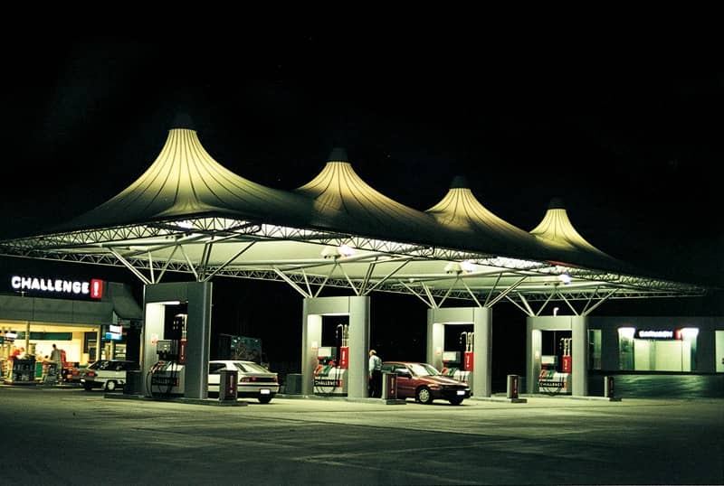 Tensioned Fabric Structure Meets Challenge to Create Distinctive Look